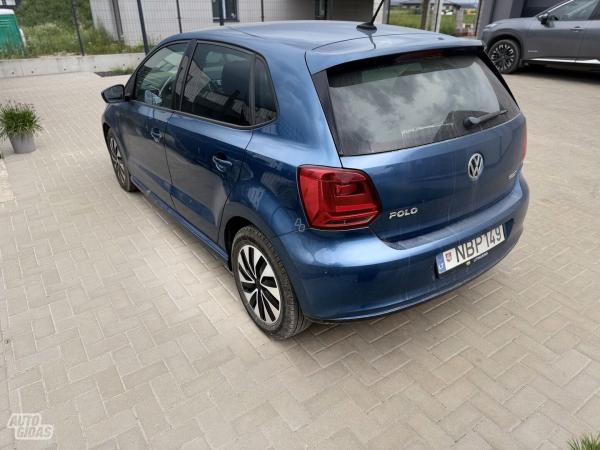 Zils Volkswagen Polo 2015 Viļņa, ar dzinēja tilpumu 1.40 L un nobraukumu 256 tūkst. km par 5000 €, foto 2 vietnē AUTOMOTO.COM.LV
