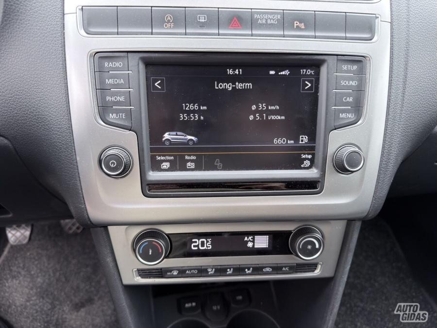 Zils Volkswagen Polo 2015 Viļņa, ar dzinēja tilpumu 1.40 L un nobraukumu 256 tūkst. km par 5000 €, foto 7 vietnē AUTOMOTO.COM.LV