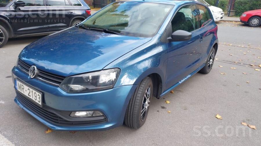 Zils Volkswagen Polo 2015 Rīga, ar dzinēja tilpumu 1.40 L un nobraukumu 407 tūkst. km par 2900 €, foto 3 vietnē AUTOMOTO.COM.LV