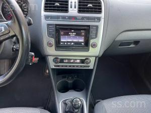 Zils Volkswagen Polo 2016 Panevēža, ar dzinēja tilpumu 1.40 L un nobraukumu 310 tūkst. km par 4500 €, foto 10 vietnē AUTOMOTO.COM.LV