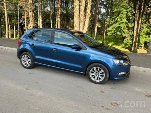 Zils Volkswagen Polo 2016 Panevēža, ar dzinēja tilpumu 1.40 L un nobraukumu 310 tūkst. km par 4500 €, foto 16 vietnē AUTOMOTO.COM.LV