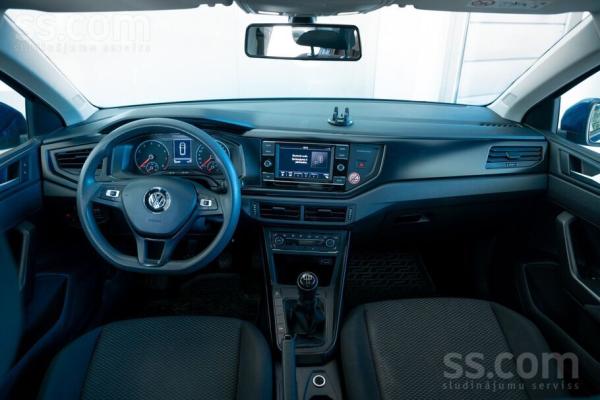 Blue Volkswagen Polo 2019 in Riga, with an engine capacity of 1.00 L and mileage of 145 thousand km for 8900 €, photo 4 on AUTOMOTO.COM.LV