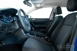 Zils Volkswagen Polo 2019 Rīga, ar dzinēja tilpumu 1.00 L un nobraukumu 145 tūkst. km par 8900 €, foto 6 vietnē AUTOMOTO.COM.LV