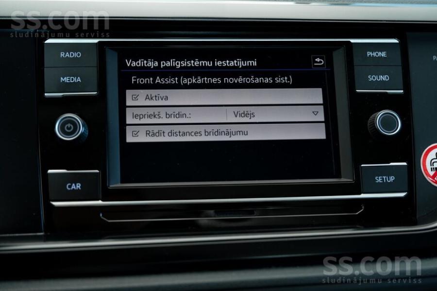 Zils Volkswagen Polo 2019 Rīga, ar dzinēja tilpumu 1.00 L un nobraukumu 145 tūkst. km par 8900 €, foto 20 vietnē AUTOMOTO.COM.LV