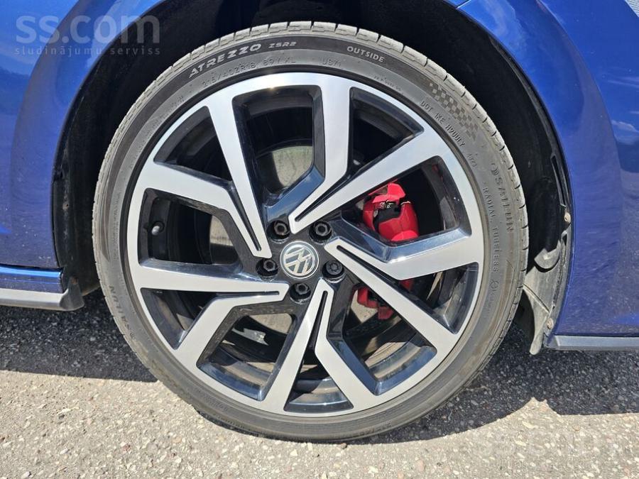 Zils Volkswagen Polo 2019 Jelgava, ar dzinēja tilpumu 2.00 L un nobraukumu 92 tūkst. km par 18500 €, foto 22 vietnē AUTOMOTO.COM.LV