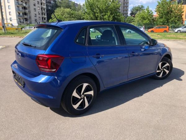 Blue Volkswagen Polo 2020 in Riga, with an engine capacity of 1.60 L and mileage of 203 thousand km for 9950 €, photo 4 on AUTOMOTO.COM.LV