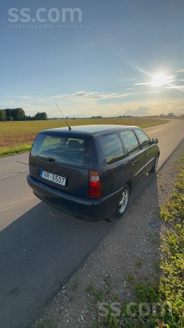 Blue Volkswagen Polo 1998 in Bauska, with an engine capacity of 1.40 L and mileage of 267 thousand km for 800 €, photo 5 on AUTOMOTO.COM.LV