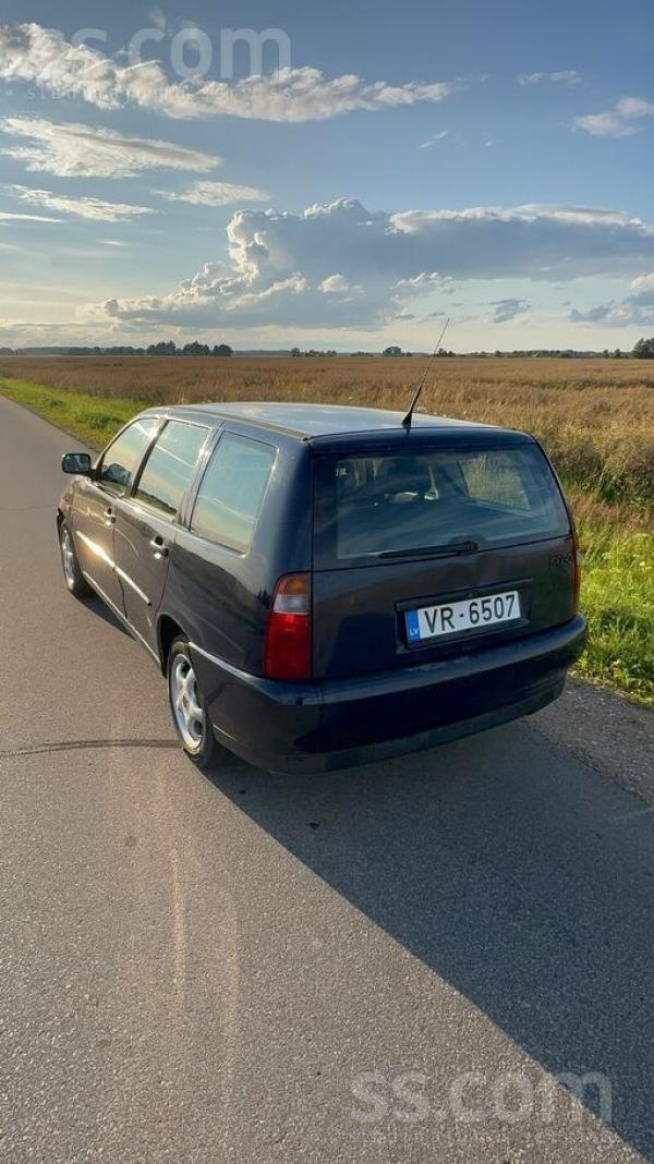 Blue Volkswagen Polo 1998 in Bauska, with an engine capacity of 1.40 L and mileage of 267 thousand km for 800 €, photo 8 on AUTOMOTO.COM.LV