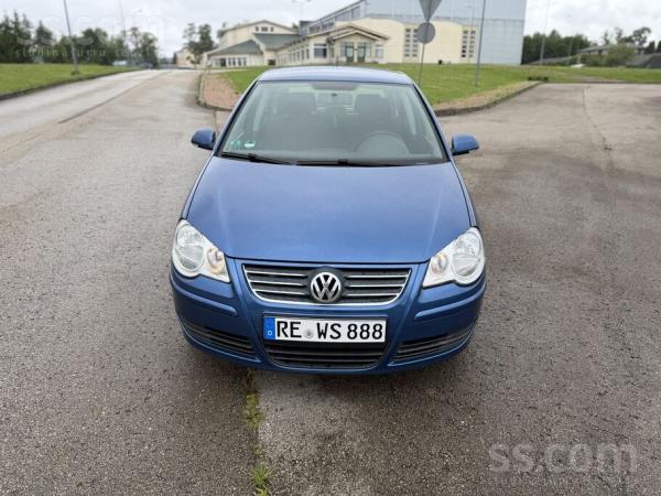 Blue Volkswagen Polo 2006 in Ludza, with an engine capacity of 1.40 L and mileage of 228 thousand km for 2250 €, photo 5 on AUTOMOTO.COM.LV