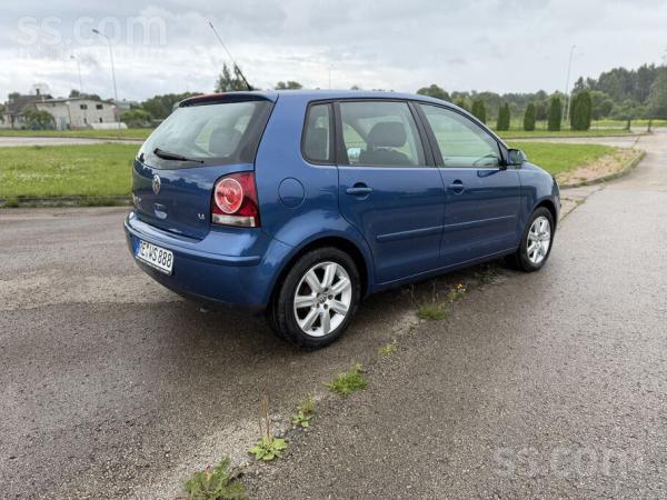 Blue Volkswagen Polo 2006 in Ludza, with an engine capacity of 1.40 L and mileage of 228 thousand km for 2250 €, photo 10 on AUTOMOTO.COM.LV