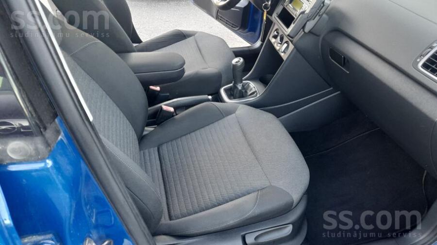 Blue Volkswagen Polo 2009 in Riga, with an engine capacity of 1.40 L and mileage of 140 thousand km for 4000 €, photo 36 on AUTOMOTO.COM.LV