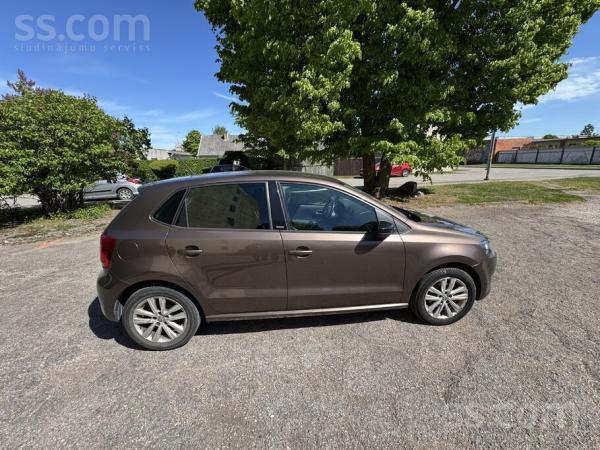 Brūns Volkswagen Polo 2011 Liepāja, ar dzinēja tilpumu 1.60 L un nobraukumu 327 tūkst. km par 3000 €, foto 10 vietnē AUTOMOTO.COM.LV