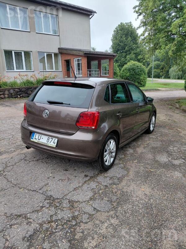 Brūns Volkswagen Polo 2011 Saldus, ar dzinēja tilpumu 1.60 L un nobraukumu 328 tūkst. km par 3200 €, foto 4 vietnē AUTOMOTO.COM.LV