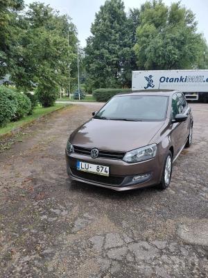 Brown Volkswagen Polo 2011 in Saldus, with an engine capacity of 1.60 L and mileage of 328 thousand km for 3200 €, photo 6 on AUTOMOTO.COM.LV