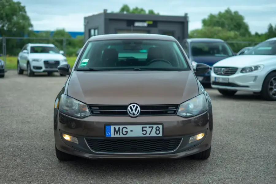 Brūns Volkswagen Polo 2012 Liepāja, ar dzinēja tilpumu 1.60 L un nobraukumu 276 tūkst. km par 4500 €, foto 7 vietnē AUTOMOTO.COM.LV