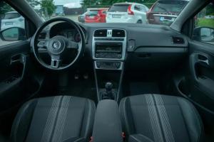 Brūns Volkswagen Polo 2012 Liepāja, ar dzinēja tilpumu 1.60 L un nobraukumu 276 tūkst. km par 4500 €, foto 9 vietnē AUTOMOTO.COM.LV