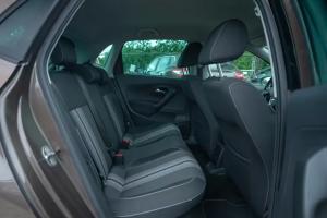 Brūns Volkswagen Polo 2012 Liepāja, ar dzinēja tilpumu 1.60 L un nobraukumu 276 tūkst. km par 4500 €, foto 13 vietnē AUTOMOTO.COM.LV
