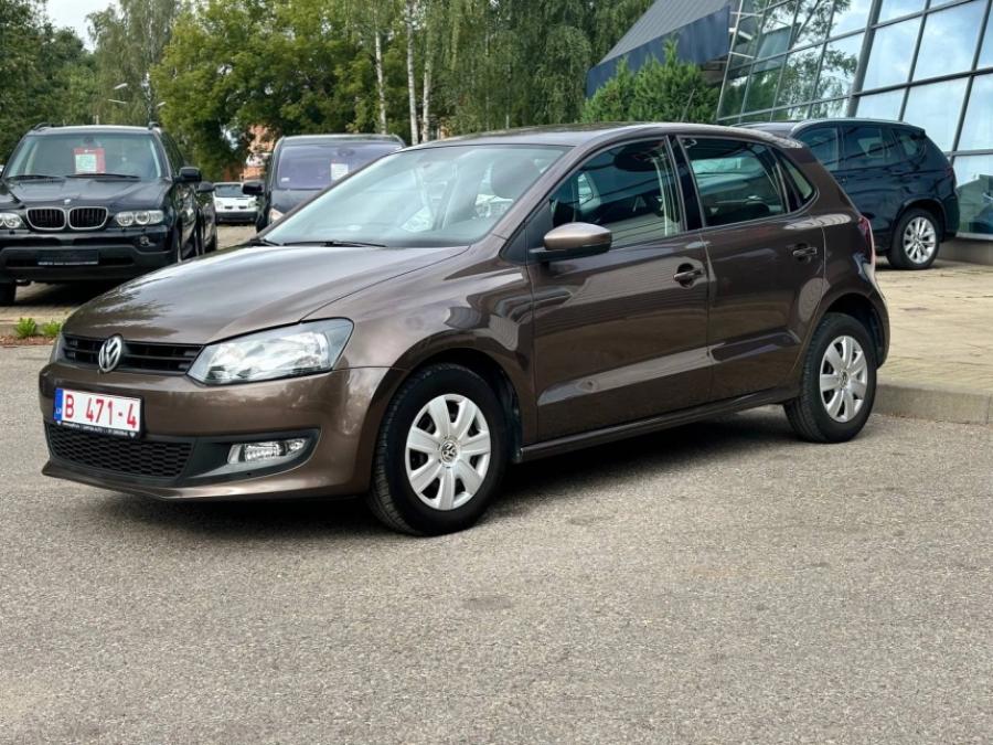 Brown Volkswagen Polo 2013 in Riga, with an engine capacity of 1.60 L and mileage of 257 thousand km for 5350 €, photo 3 on AUTOMOTO.COM.LV