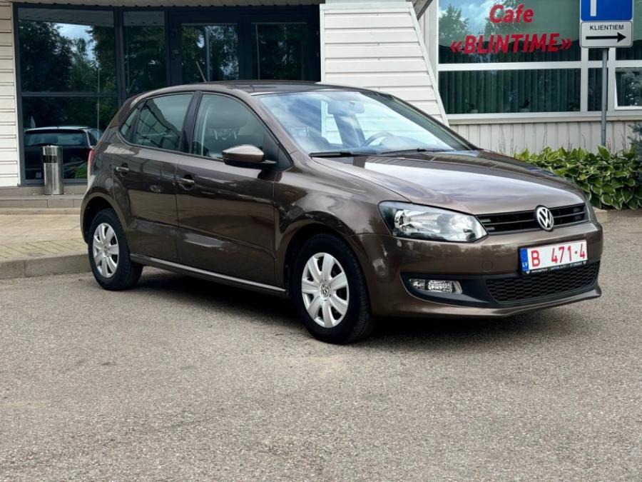 Brown Volkswagen Polo 2013 in Riga, with an engine capacity of 1.60 L and mileage of 257 thousand km for 5350 €, photo 9 on AUTOMOTO.COM.LV