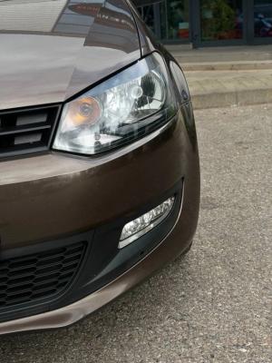 Brown Volkswagen Polo 2013 in Riga, with an engine capacity of 1.60 L and mileage of 257 thousand km for 5350 €, photo 12 on AUTOMOTO.COM.LV