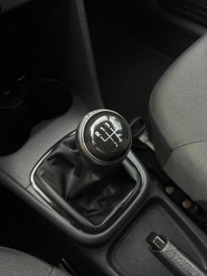 Brown Volkswagen Polo 2013 in Riga, with an engine capacity of 1.60 L and mileage of 257 thousand km for 5350 €, photo 21 on AUTOMOTO.COM.LV
