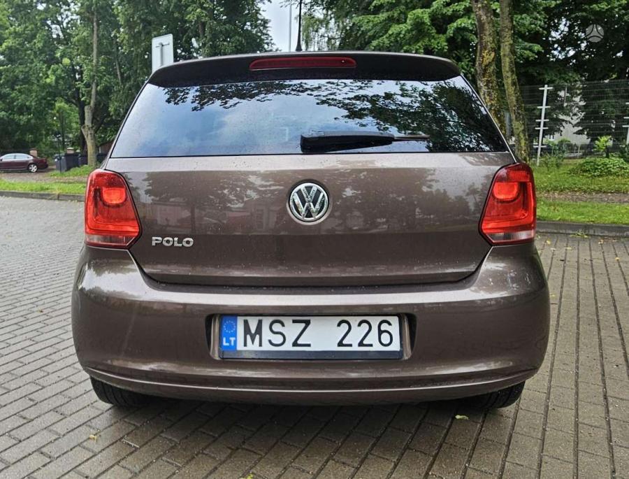 Brūns Volkswagen Polo 2013 Viļņa, ar dzinēja tilpumu 1.20 L un nobraukumu 201 tūkst. km par 3700 €, foto 4 vietnē AUTOMOTO.COM.LV
