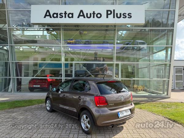 Brown Volkswagen Polo 2013 in Tartu, with an engine capacity of 1.40 L and mileage of 136 thousand km for 4900 €, photo 5 on AUTOMOTO.COM.LV
