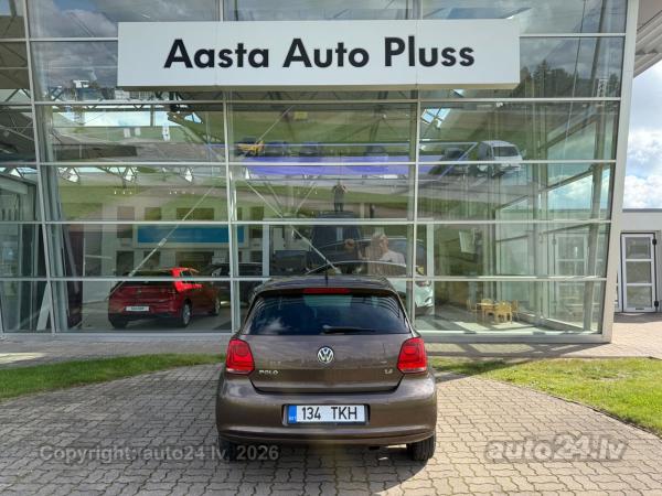 Brown Volkswagen Polo 2013 in Tartu, with an engine capacity of 1.40 L and mileage of 136 thousand km for 4900 €, photo 6 on AUTOMOTO.COM.LV