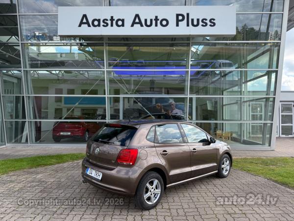 Brown Volkswagen Polo 2013 in Tartu, with an engine capacity of 1.40 L and mileage of 136 thousand km for 4900 €, photo 7 on AUTOMOTO.COM.LV
