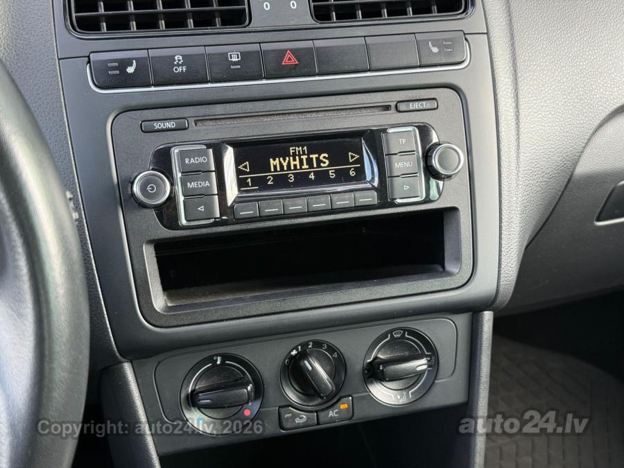 Brown Volkswagen Polo 2013 in Tartu, with an engine capacity of 1.40 L and mileage of 136 thousand km for 4900 €, photo 17 on AUTOMOTO.COM.LV