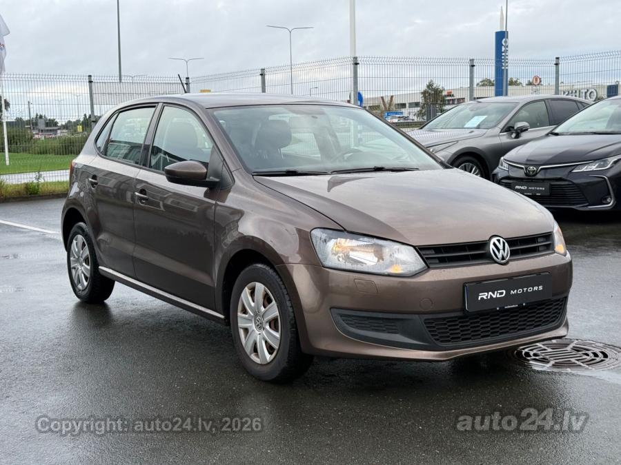 Brown Volkswagen Polo 2014 in Tallinn, with an engine capacity of 1.20 L and mileage of 110 thousand km for 4990 €, photo 4 on AUTOMOTO.COM.LV
