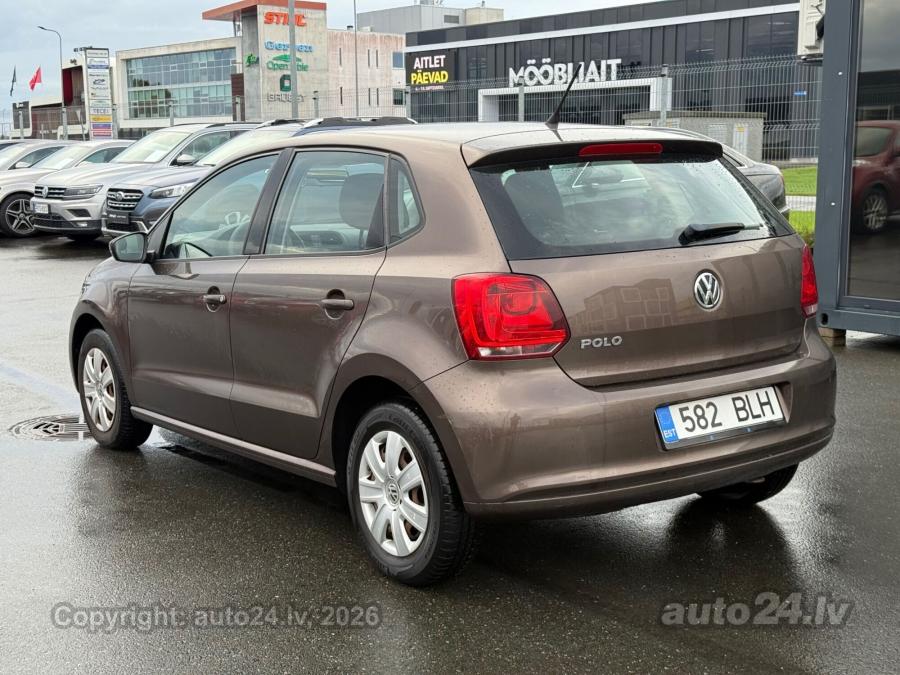 Brown Volkswagen Polo 2014 in Tallinn, with an engine capacity of 1.20 L and mileage of 110 thousand km for 4990 €, photo 5 on AUTOMOTO.COM.LV