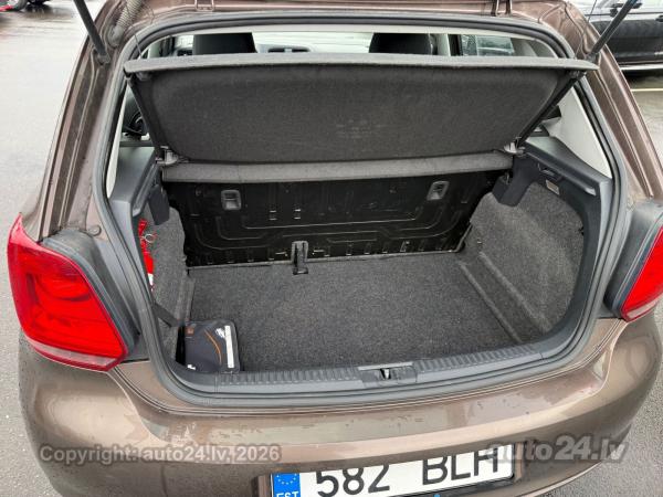 Volkswagen Polo 2014 in Tallinn on AUTOMOTO.COM.LV Brown Volkswagen Polo 2014 in Tallinn, with an engine capacity of 1.20 L and mileage of 110 thousand km for 4990 €, photo 11 on AUTOMOTO.COM.LV