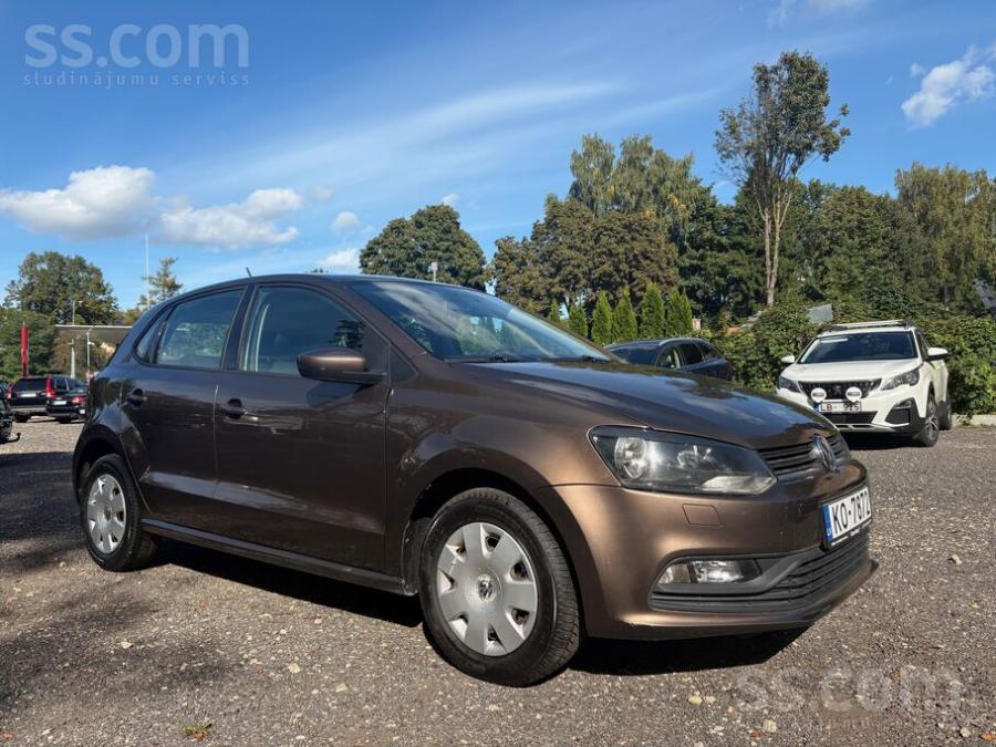 Brown Volkswagen Polo 2017 in Riga, with an engine capacity of 1.00 L and mileage of 0 thousand km for 4490 €, photo 1 on AUTOMOTO.COM.LV
