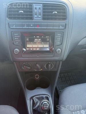 Brown Volkswagen Polo 2017 in Riga, with an engine capacity of 1.00 L and mileage of 0 thousand km for 4490 €, photo 8 on AUTOMOTO.COM.LV