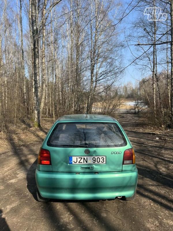 Zaļš Volkswagen Polo 1995 Viļņa, ar dzinēja tilpumu 1.10 L un nobraukumu 195 tūkst. km par 1150 €, foto 5 vietnē AUTOMOTO.COM.LV
