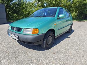 Zaļš Volkswagen Polo 1996 Jonava, ar dzinēja tilpumu 1.00 L un nobraukumu 118 tūkst. km par 500 €, foto  vietnē AUTOMOTO.COM.LV