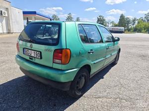 Green Volkswagen Polo 1996 in Jonava, with an engine capacity of 1.00 L and mileage of 118 thousand km for 500 €, photo 5 on AUTOMOTO.COM.LV