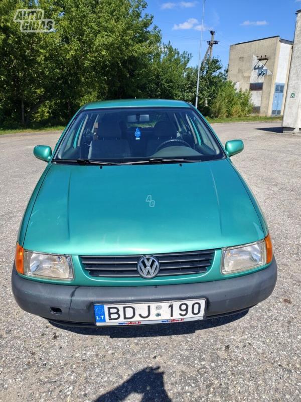 Green Volkswagen Polo 1996 in Jonava, with an engine capacity of 1.00 L and mileage of 118 thousand km for 500 €, photo 6 on AUTOMOTO.COM.LV