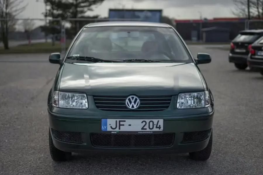 Zaļš Volkswagen Polo 2000 Liepāja, ar dzinēja tilpumu 1.40 L un nobraukumu 283 tūkst. km par 1150 €, foto 7 vietnē AUTOMOTO.COM.LV