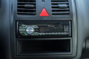 Zaļš Volkswagen Polo 2000 Liepāja, ar dzinēja tilpumu 1.40 L un nobraukumu 283 tūkst. km par 1150 €, foto 15 vietnē AUTOMOTO.COM.LV