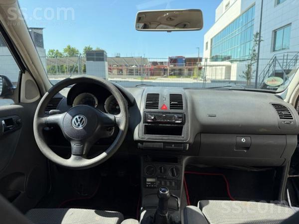 Zaļš Volkswagen Polo 2001 Rīga, ar dzinēja tilpumu 1.40 L un nobraukumu 0 tūkst. km par 1300 €, foto 5 vietnē AUTOMOTO.COM.LV