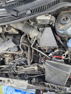 Zaļš Volkswagen Polo 2002 Rēzekne, ar dzinēja tilpumu 1.40 L un nobraukumu 401 tūkst. km par 350 €, foto 9 vietnē AUTOMOTO.COM.LV