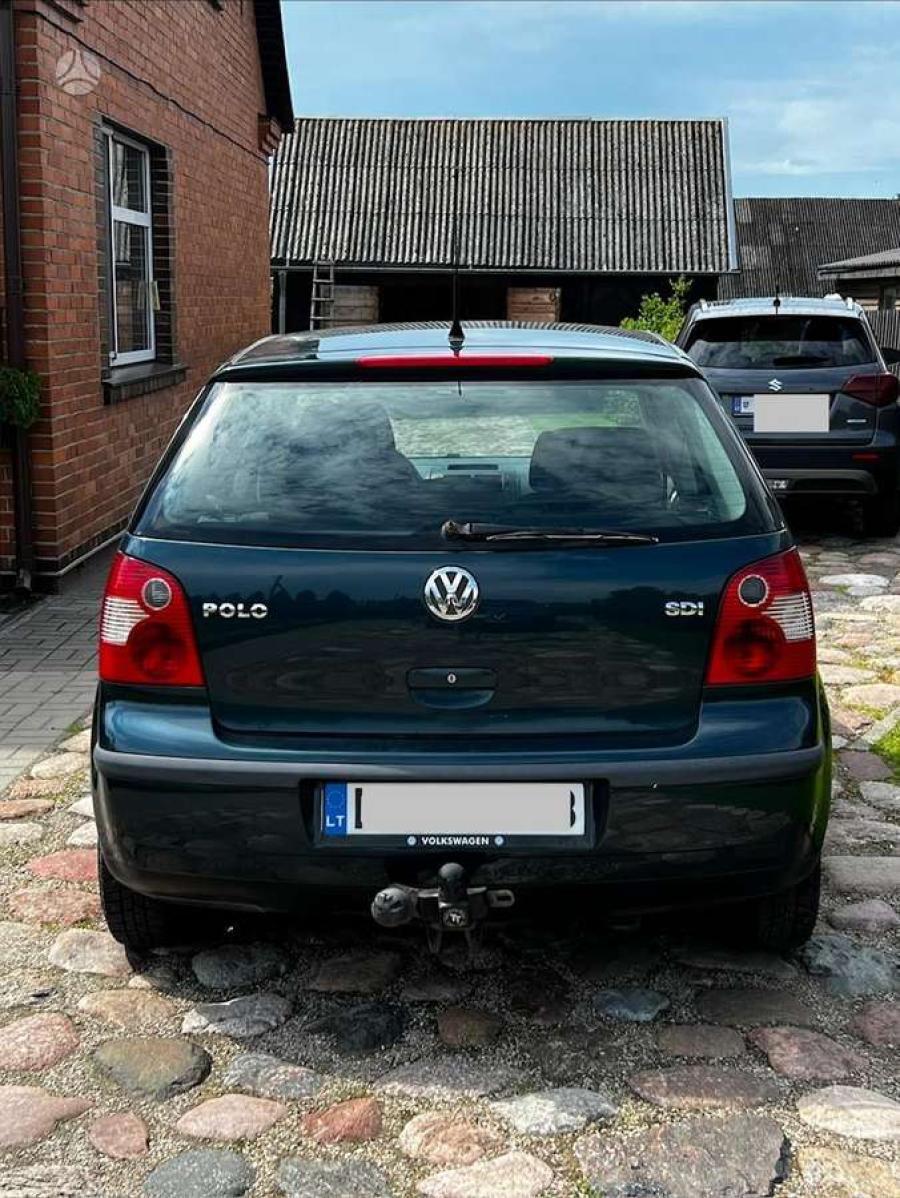 Green Volkswagen Polo 2002 in Kaunas, with an engine capacity of 1.90 L and mileage of 216 thousand km for 1200 €, photo 5 on AUTOMOTO.COM.LV