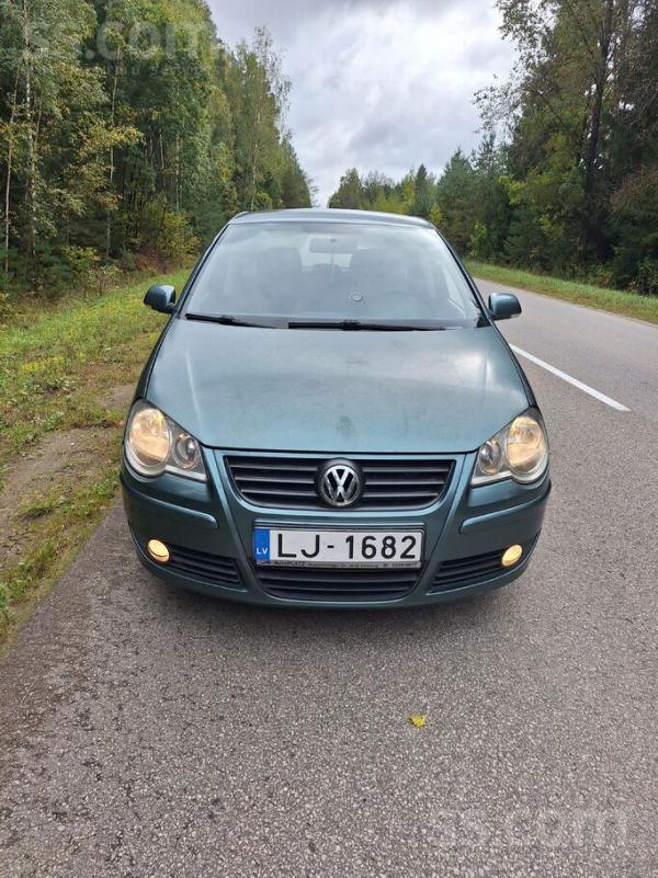 Zaļš Volkswagen Polo 2006 Rēzekne, ar dzinēja tilpumu 1.90 L un nobraukumu 241 tūkst. km par 1950 €, foto 1 vietnē AUTOMOTO.COM.LV