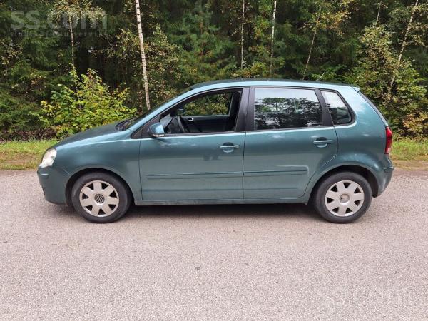 Zaļš Volkswagen Polo 2006 Rēzekne, ar dzinēja tilpumu 1.90 L un nobraukumu 241 tūkst. km par 1950 €, foto 4 vietnē AUTOMOTO.COM.LV