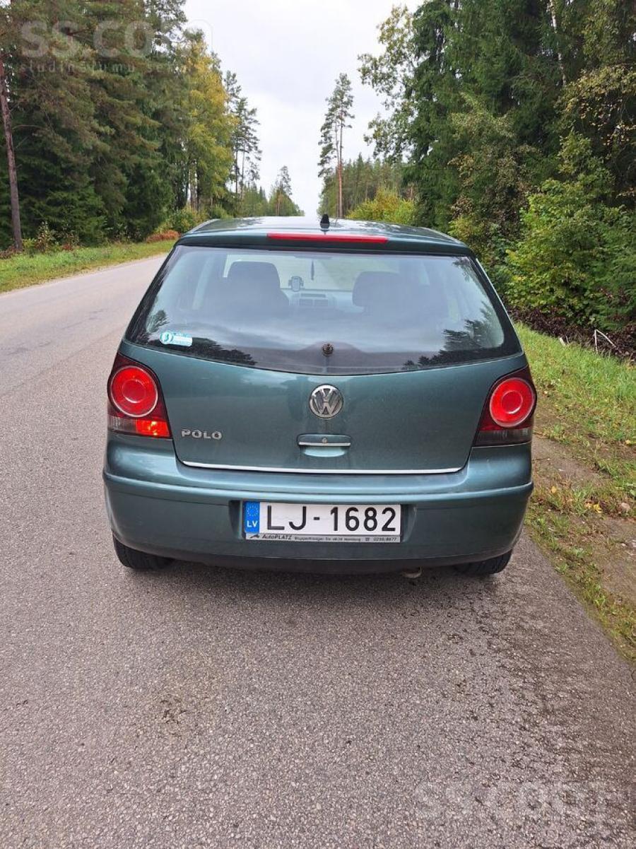 Zaļš Volkswagen Polo 2006 Rēzekne, ar dzinēja tilpumu 1.90 L un nobraukumu 241 tūkst. km par 1950 €, foto 5 vietnē AUTOMOTO.COM.LV