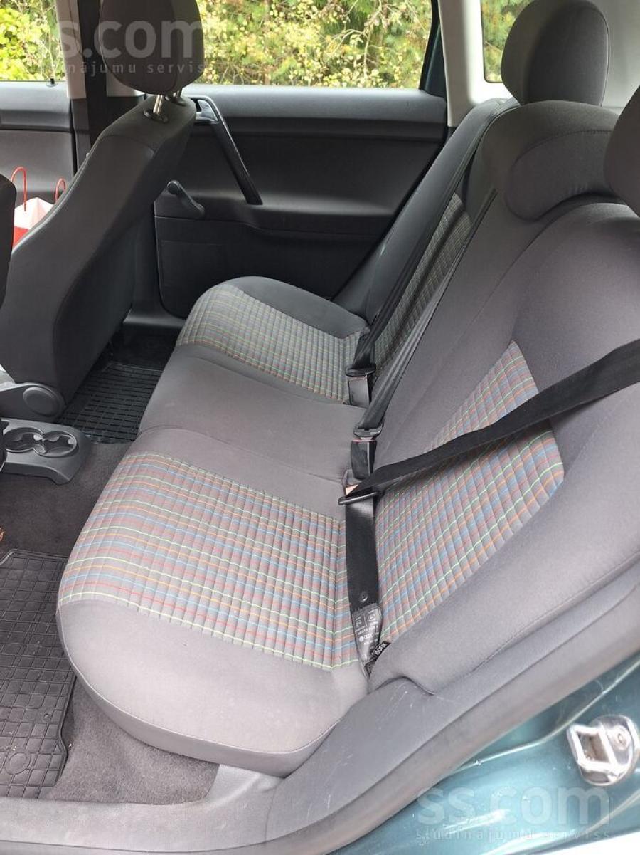 Zaļš Volkswagen Polo 2006 Rēzekne, ar dzinēja tilpumu 1.90 L un nobraukumu 241 tūkst. km par 1950 €, foto 9 vietnē AUTOMOTO.COM.LV