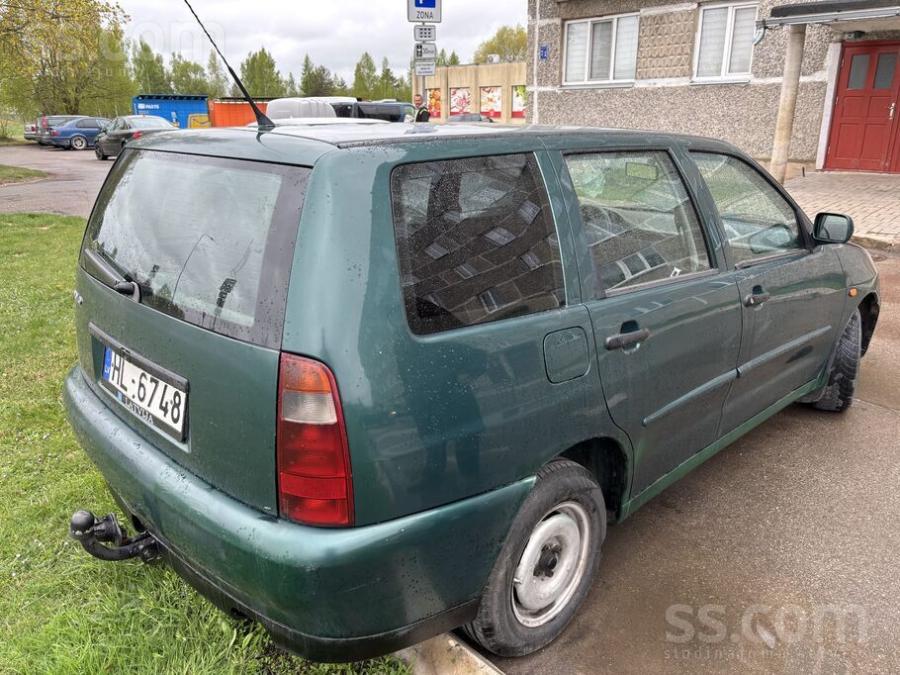 Zaļš Volkswagen Polo 1999 Gulbene, ar dzinēja tilpumu 1.70 L un nobraukumu 300 tūkst. km par 900 €, foto 4 vietnē AUTOMOTO.COM.LV