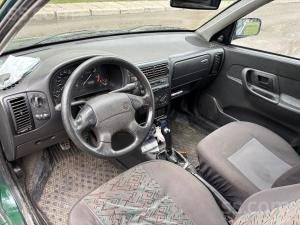 Zaļš Volkswagen Polo 1999 Gulbene, ar dzinēja tilpumu 1.70 L un nobraukumu 300 tūkst. km par 900 €, foto 6 vietnē AUTOMOTO.COM.LV